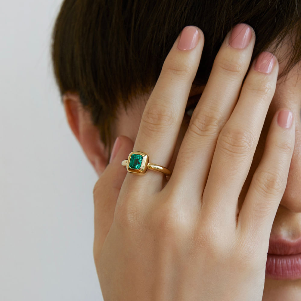 Bold Emerald Ring - Sauer