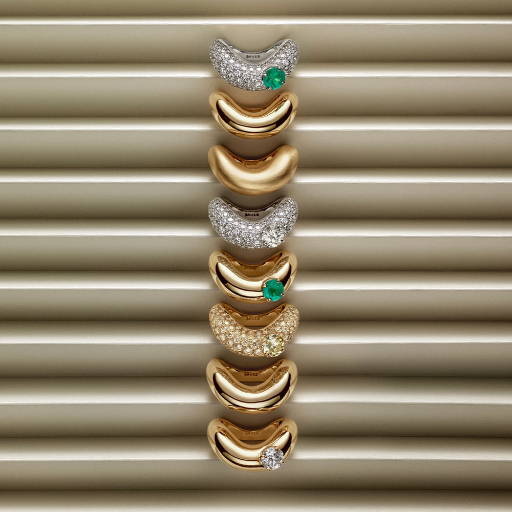 Zaha Emerald Ring - Sauer
